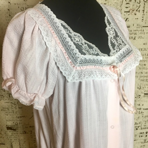 Beth Michaels | Intimates & Sleepwear | Beth Michaels Pink Lace Ribbon ...